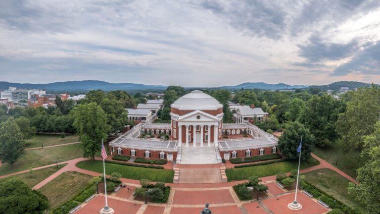 How to Get Into UVA: Acceptance Rate & Strategies
