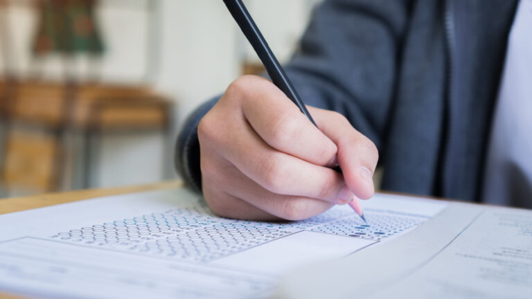 How to Improve Your SAT Reading Score - 10 Strategies - College Transitions