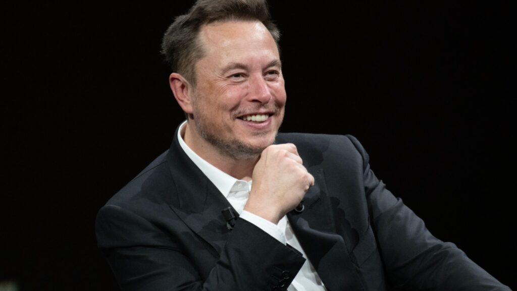 25 Highest Paid CEOs – 2024 & Their College Degrees - College Transitions