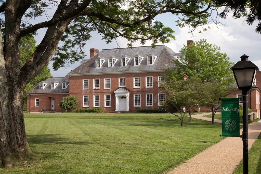 Foxcroft School - College Transitions
